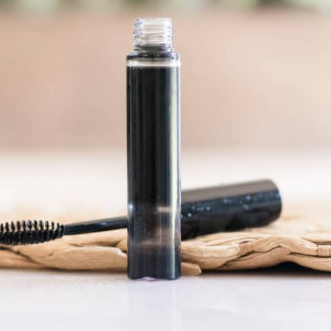 Homemade Mascara that Doesn't Smudge - Our Oily House