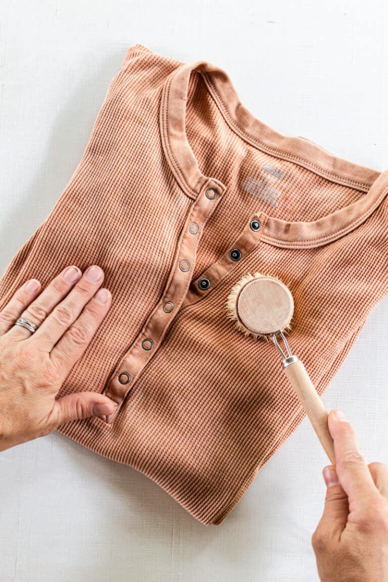 How to Get Mold out of Clothes - Our Oily House