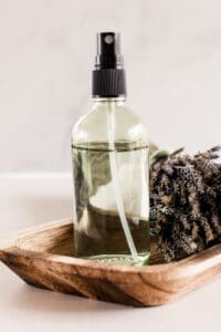 What is a Body Mist & How to Use One - Our Oily House