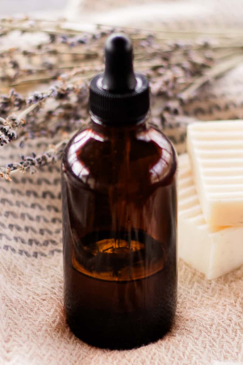 6 DIY Bath Oil Recipes