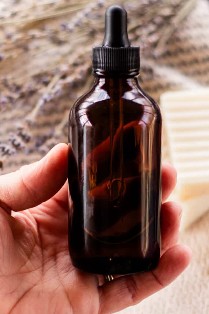 6 DIY Bath Oil Recipes