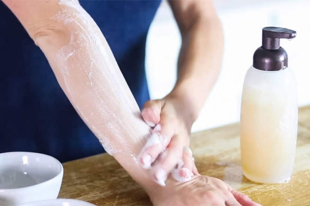 Homemade Natural Body Wash - Our Oily House