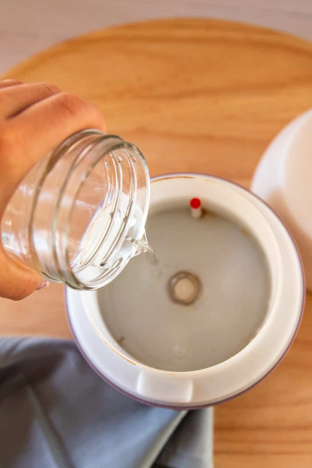 How to Use an Essential Oil Diffuser - Our Oily House