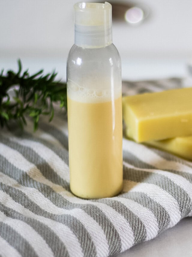 Cornstarch Dry Shampoo Recipe - Our Oily House